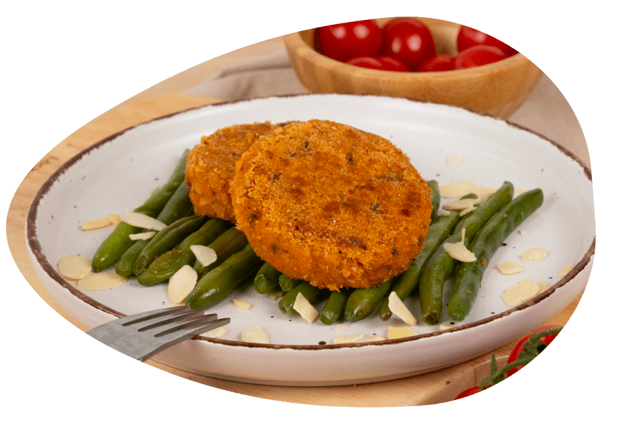 Beet Patties with Green Bean and Almond Salad - Beamy